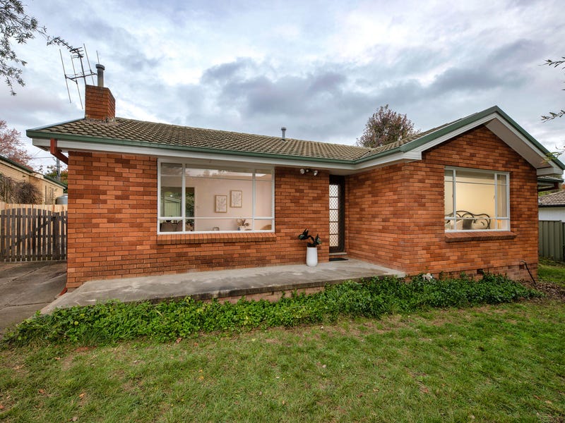 14 Morgan Cres, Curtin, ACT 2605 - realestate.com.au