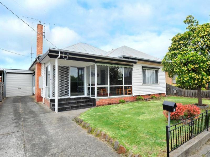 11 Adela Street, Wendouree, Vic 3355 - Property Details