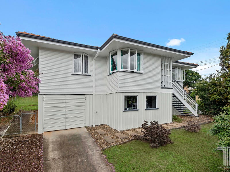 121 Wecker Road, Mansfield, Qld 4122 - Property Details