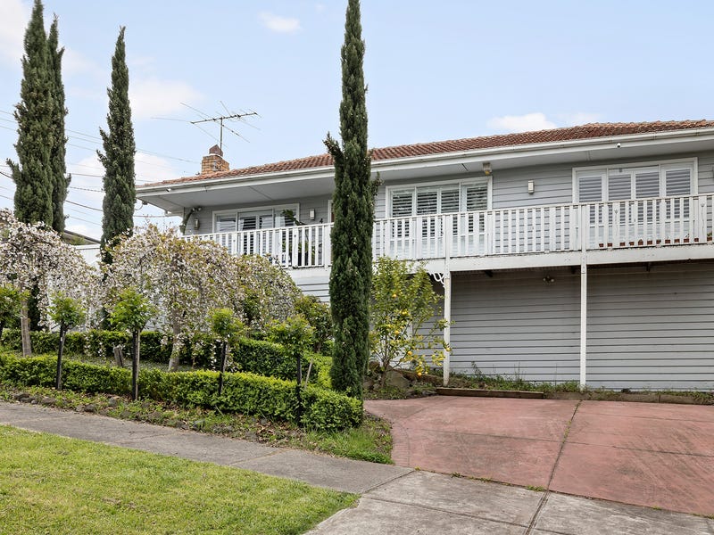 4 Duke Street, Avondale Heights, VIC 3034 - realestate.com.au