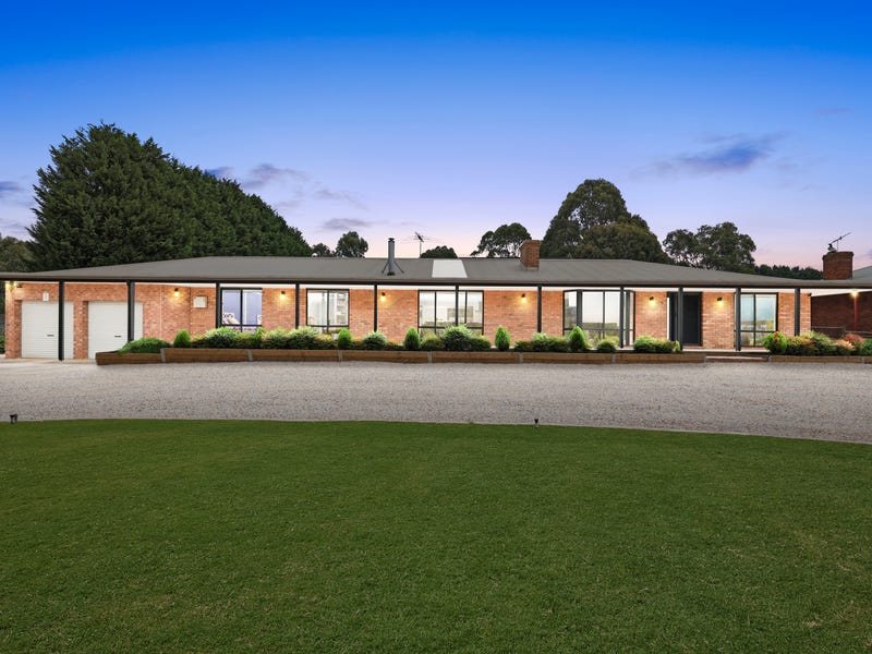 16 King William Drive, Wallan, Vic 3756 - Property Details