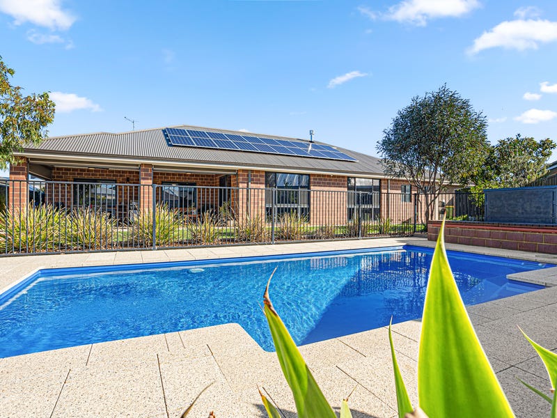 64 Greensand Promenade, Treeby, WA 6164 - Property Details