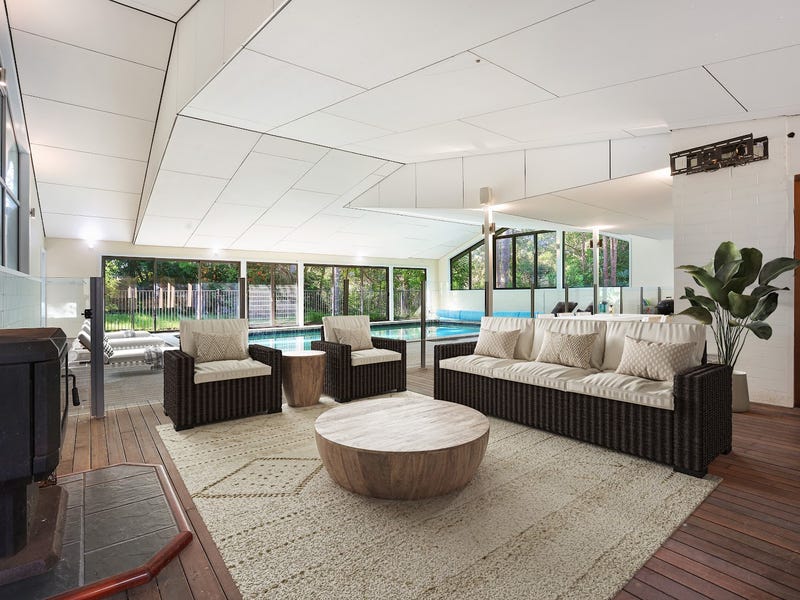 4 Random Way, Worongary, Qld 4213 - Property Details