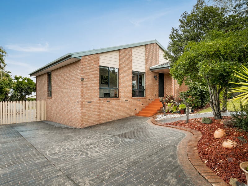 5 Highland Drive, Pakenham, Vic 3810 - Property Details