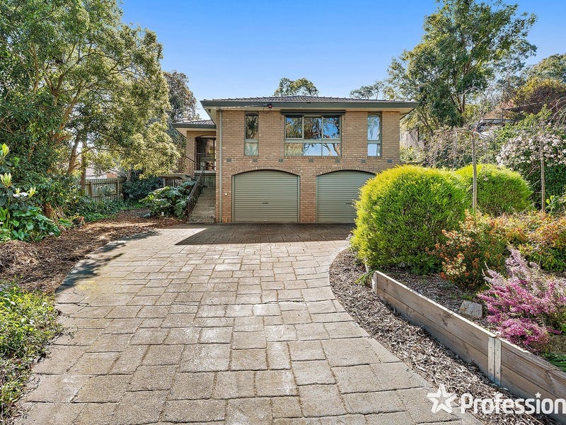 11 Summit Road, Lilydale, Vic 3140 - Property Details