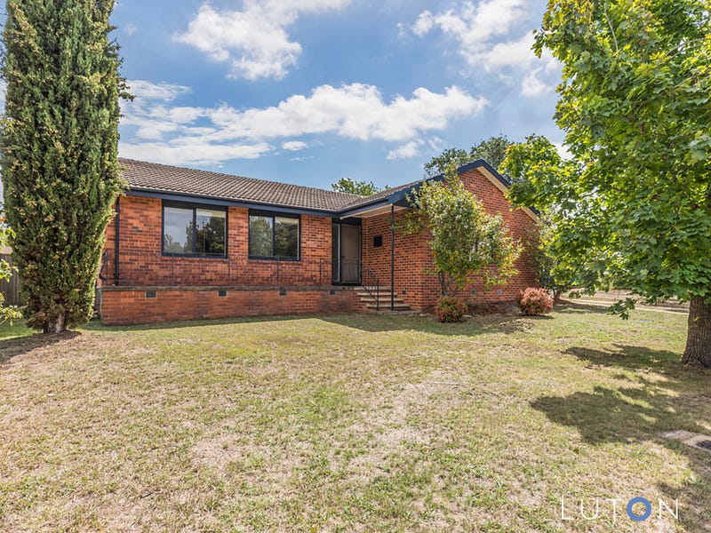 11 Hood Place, Watson, ACT 2602 - realestate.com.au