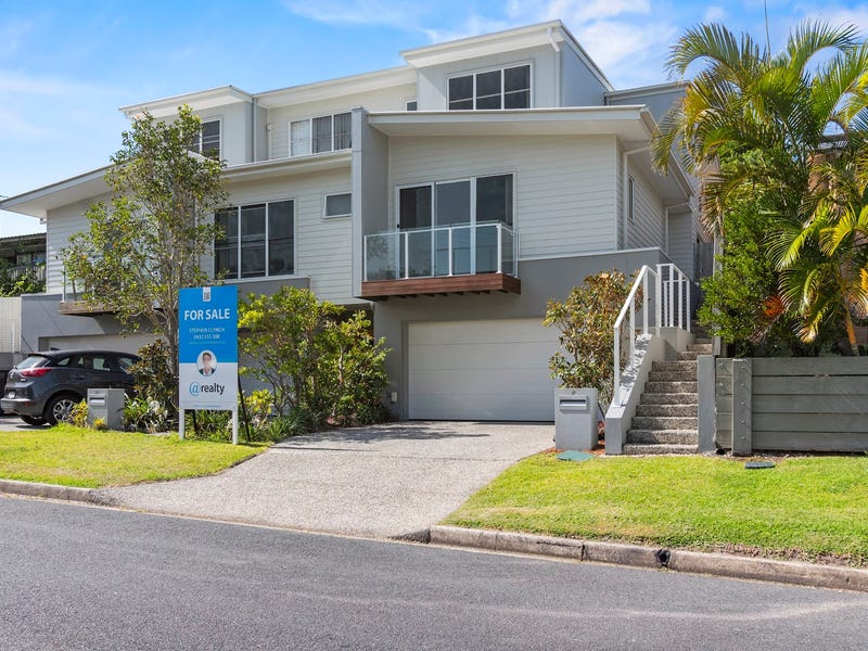 3/9 Louise Street, Southport, Qld 4215 - Property Details