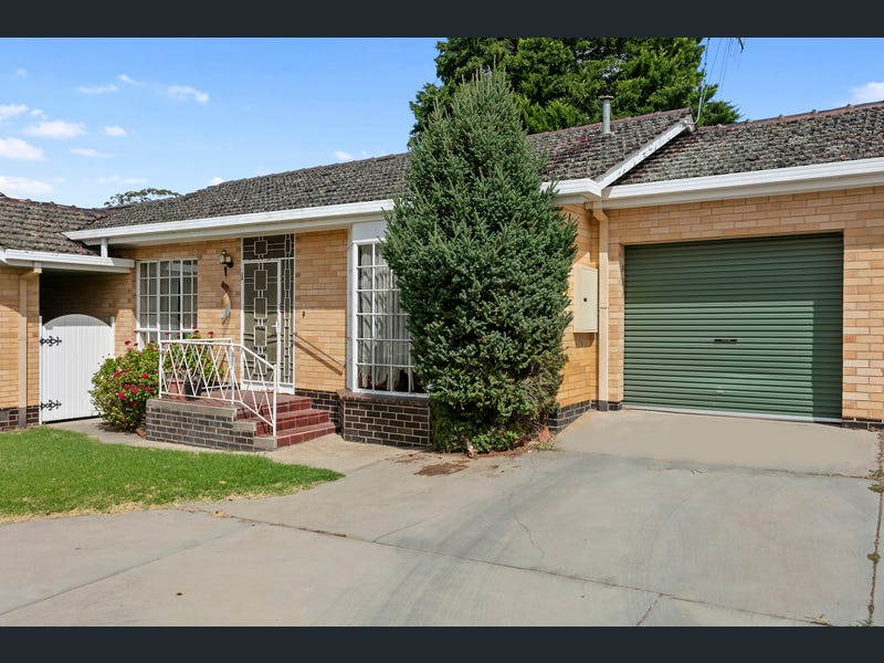 4/10 Reception Avenue, Strathdale, VIC 3550 - realestate.com.au