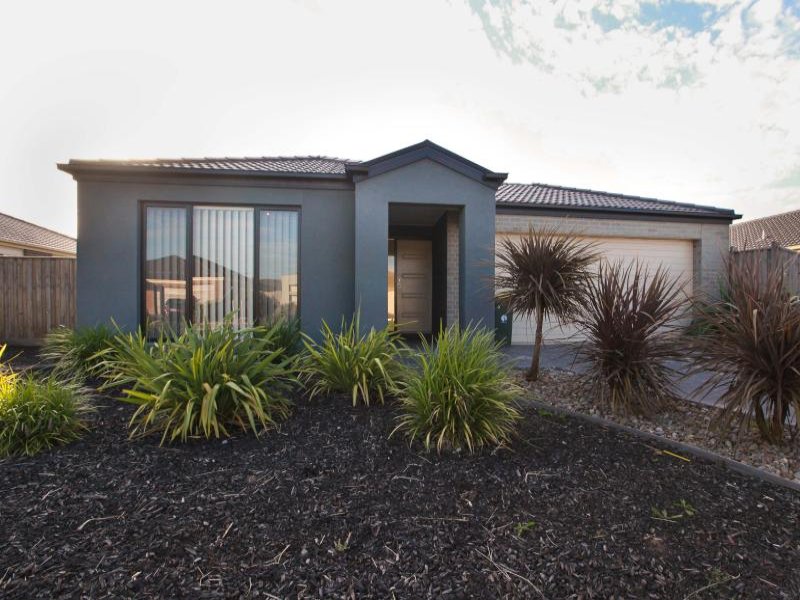 15 Hydrangea Drive, Point Cook, VIC 3030 - realestate.com.au