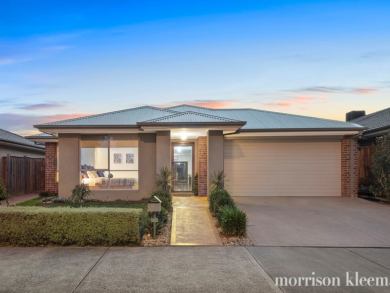 25 Laurimar Boulevard, Doreen, Vic 3754 - Property Details