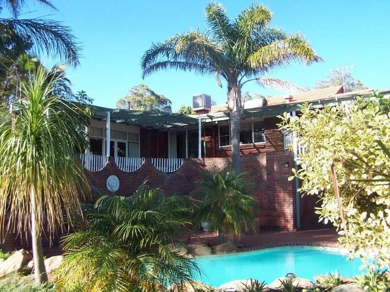 65 Basildon Road, Lesmurdie, WA 6076 - realestate.com.au