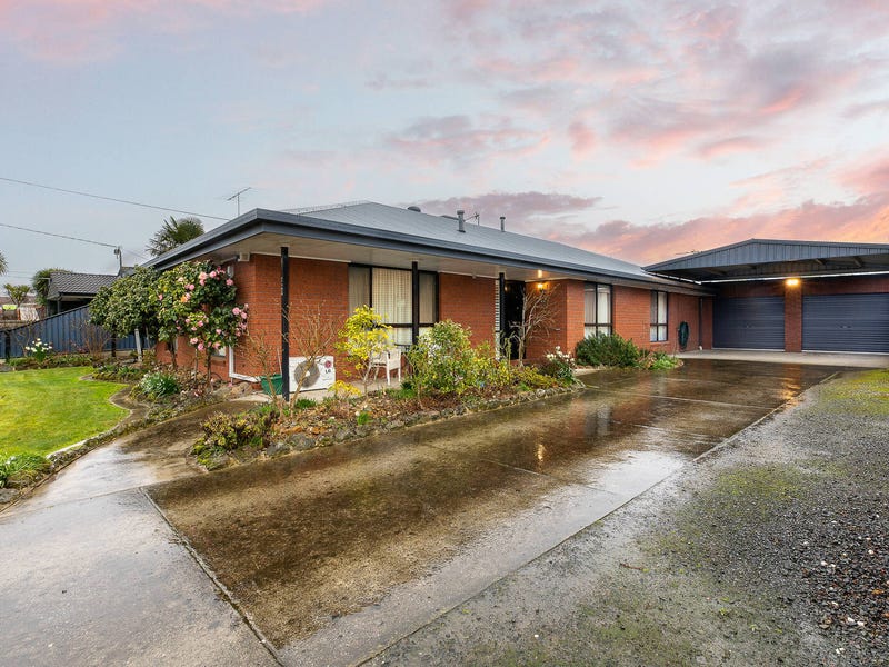 124 Jasmine Drive, Delacombe, VIC 3356 - realestate.com.au