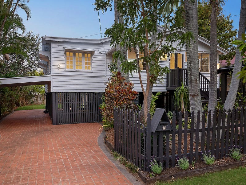 7 Addison Road, Graceville, Qld 4075 - Property Details