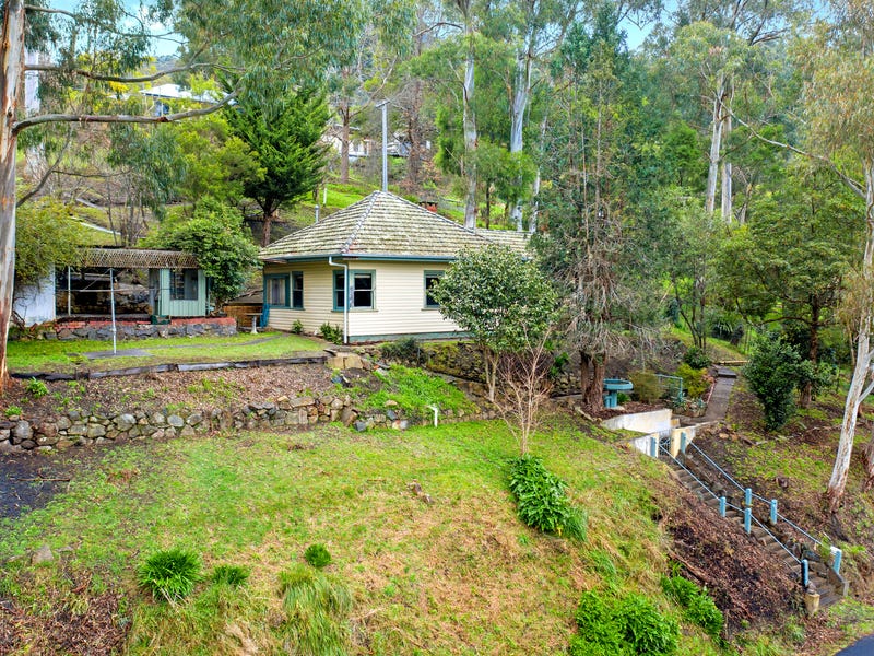 37 Riverside Drive, Warburton, Vic 3799 - Property Details