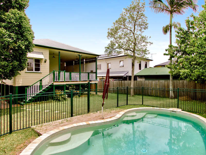 31 Riddings St, Coorparoo, Qld 4151 - Property Details