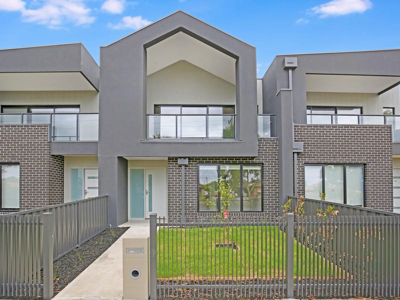 114B Mossfiel Drive, Hoppers Crossing, VIC 3029 - realestate.com.au