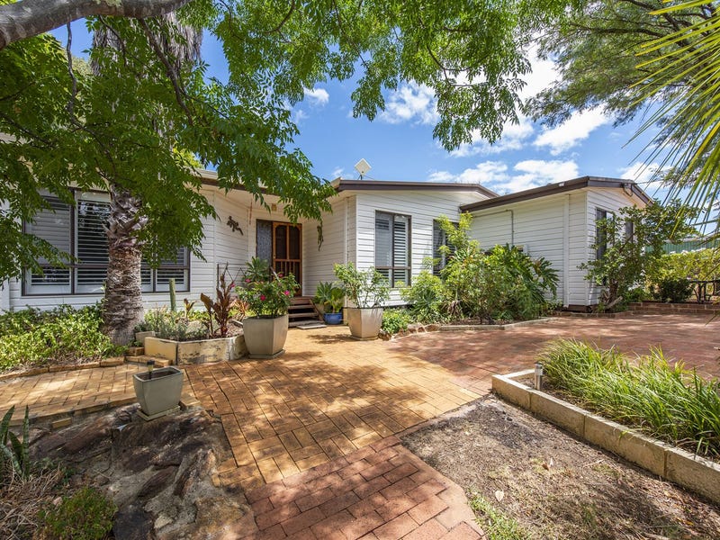 4 Spotters Court, Gingin, WA 6503 - Property Details
