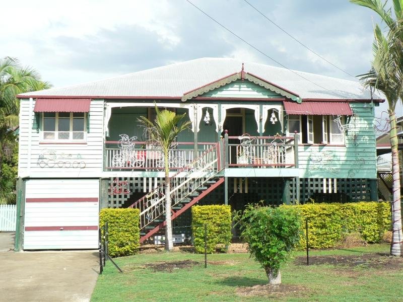 2 Pemberton Street, Booval, Qld 4304 - Property Details