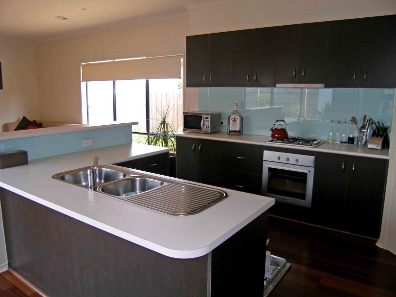 36 Domain Drive, Berwick, VIC 3806 - realestate.com.au