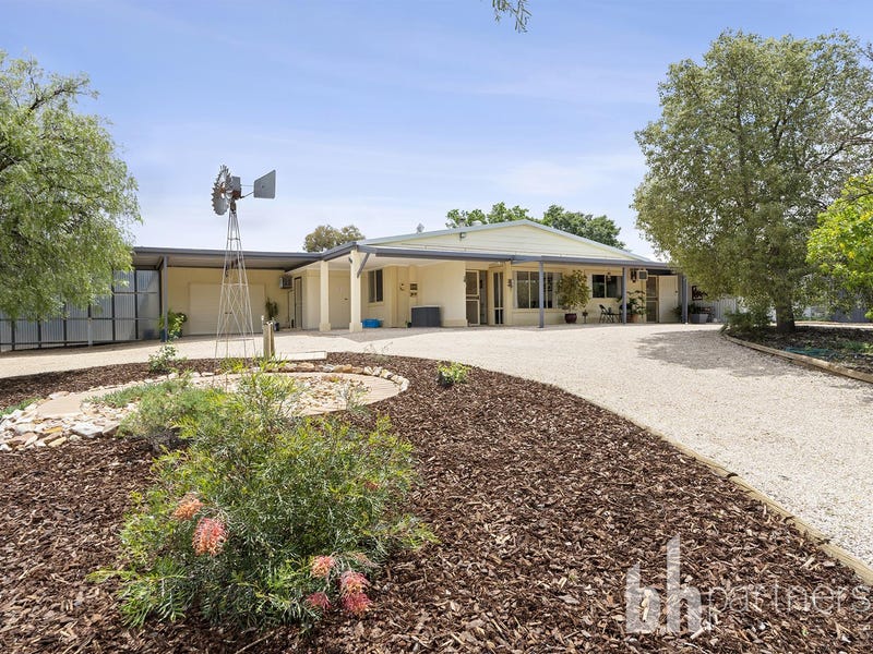 74 Crossing Road, Monash, SA 5342 - Property Details