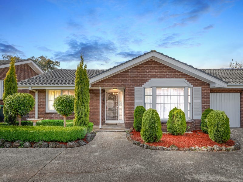 9/92-94 Main Street, Blackburn, Vic 3130 - Property Details