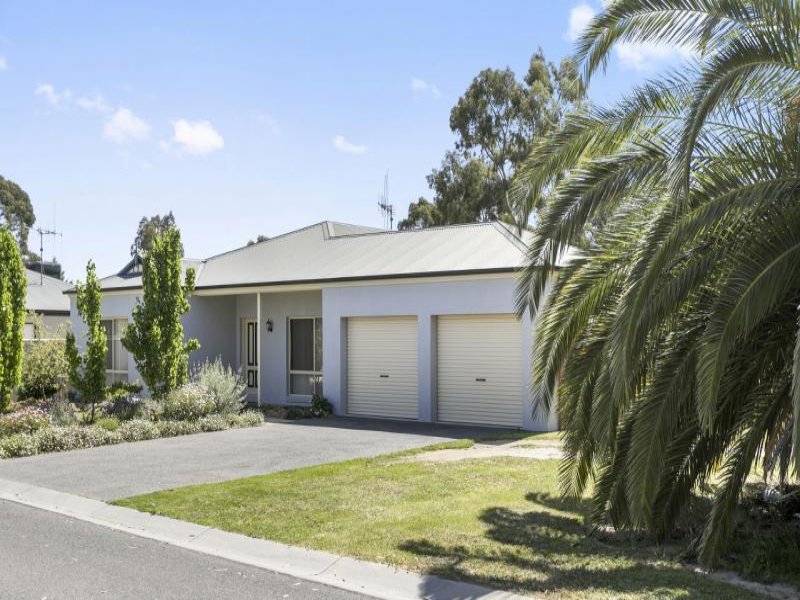 6 Grenoble Close, Spring Gully, VIC 3550 - realestate.com.au