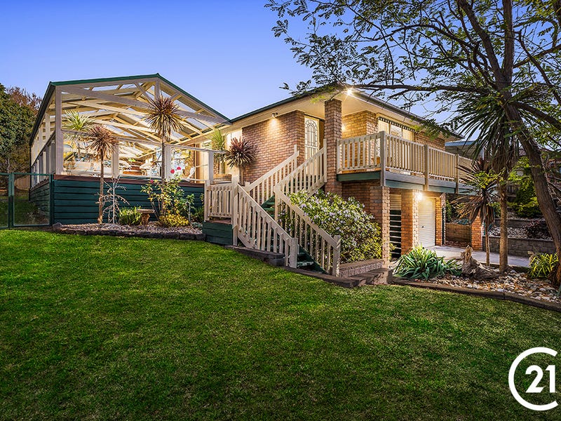 7 The Ridgeway, Pakenham, Vic 3810 - Property Details