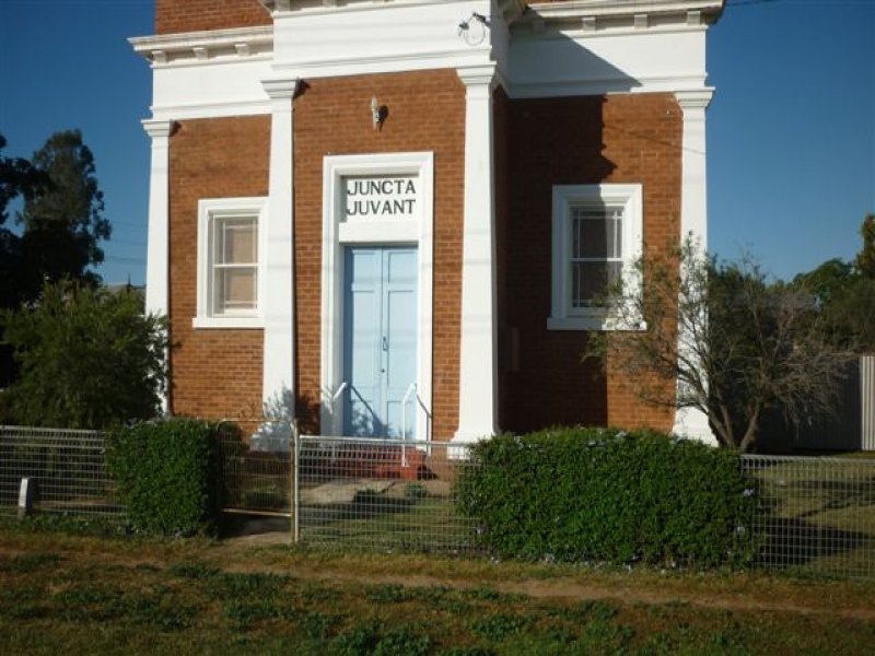 11 Wrigley Street, Gilgandra, NSW 2827 - realestate.com.au