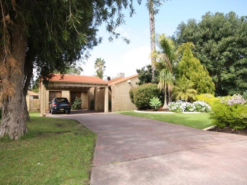 24 Bohemia Place, Noranda, WA 6062 - Property Details