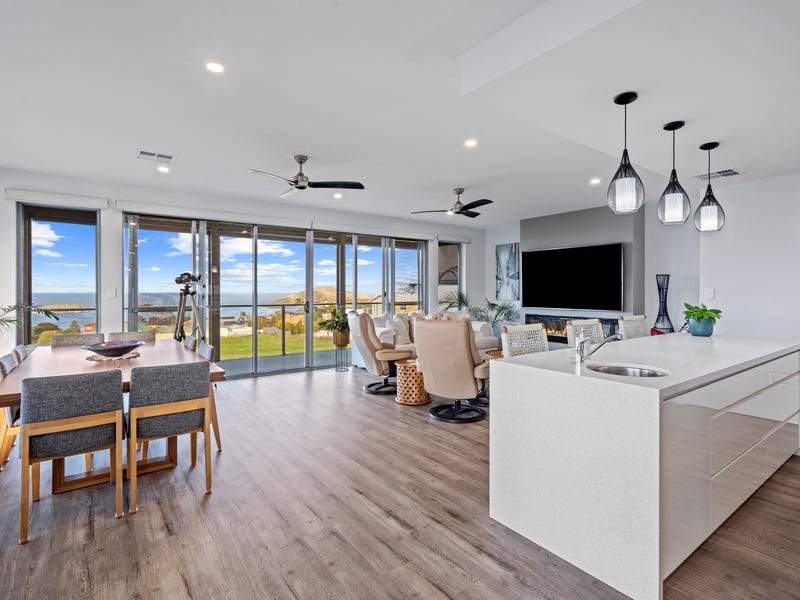 5 Bedroom Houses for Sale in Encounter Bay, SA 5211 - realestate.com.au