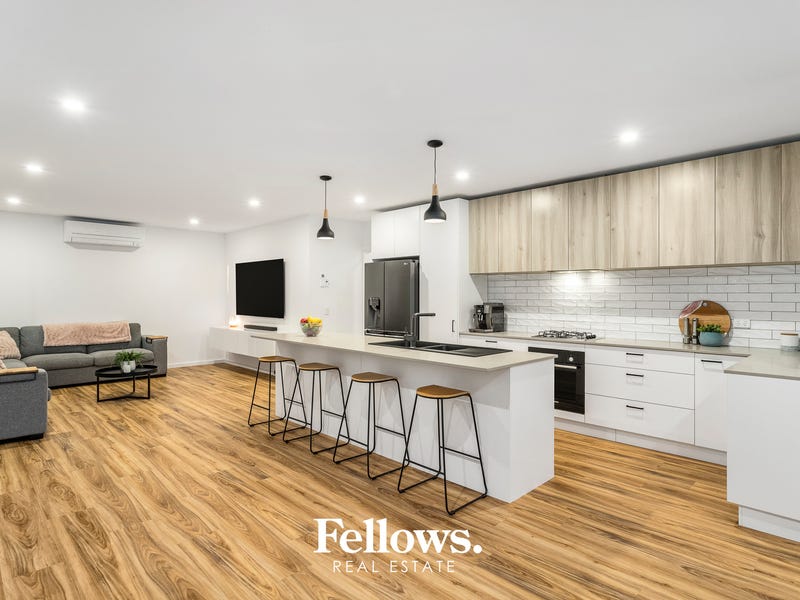 1/10 Date Palm Street, Longwarry, Vic 3816 - Property Details