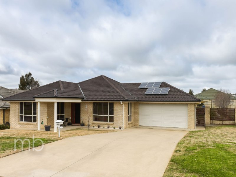 10 George Weily Place, Orange, NSW 2800 - Property Details