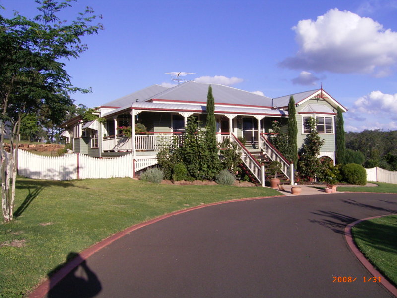 2 Fielding Street, Highfields, QLD 4352 - realestate.com.au