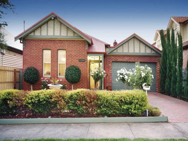 17 Hoddle Street, Essendon, Vic 3040 - Property Details