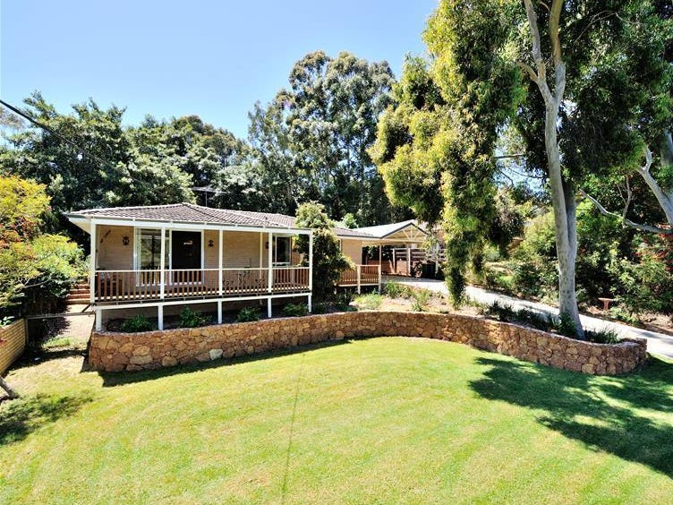 6 Leschen Way, Darlington, WA 6070 - Property Details