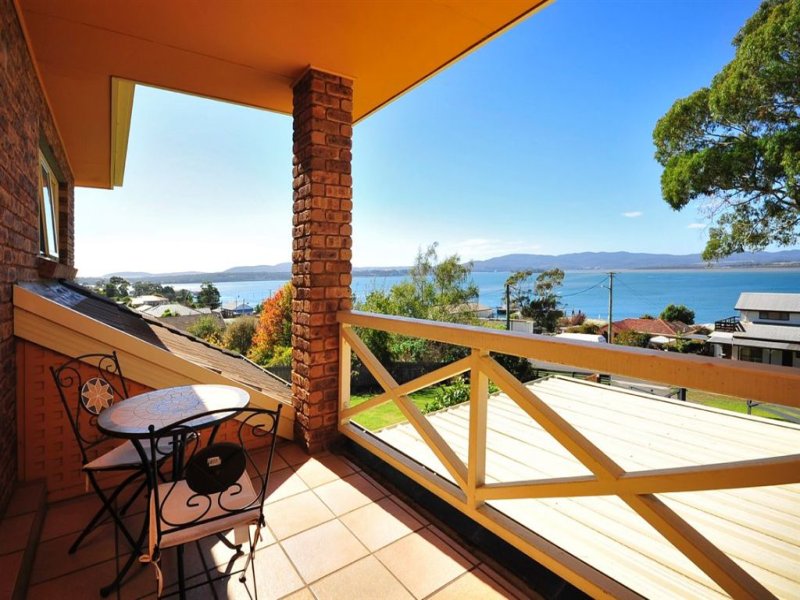 81 Robert Street, Beauty Point, TAS 7270 - realestate.com.au