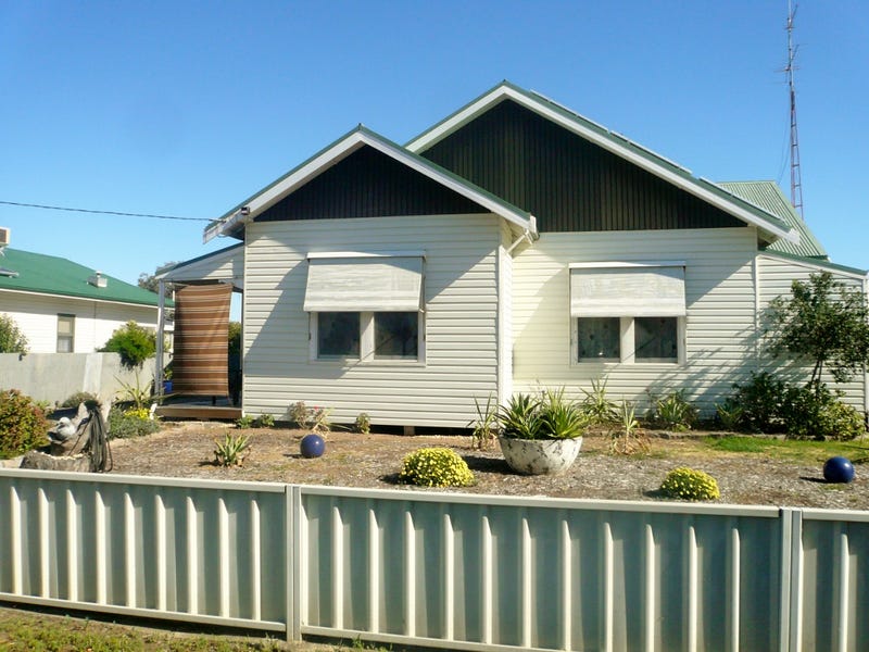 132 Main Street, Minyip, Vic 3392 - Property Details