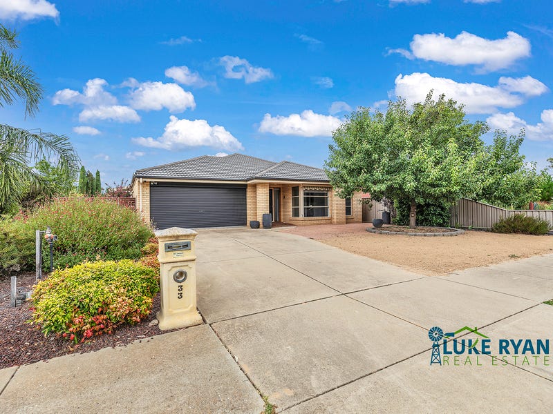 33 Diggora Road, Rochester, Vic 3561 - Property Details