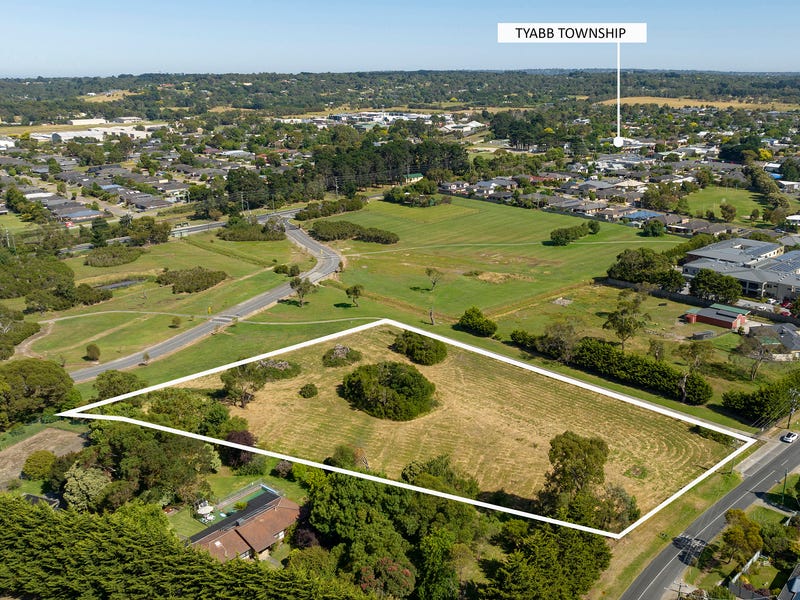 24 The Crescent, Tyabb, VIC 3913 - realestate.com.au
