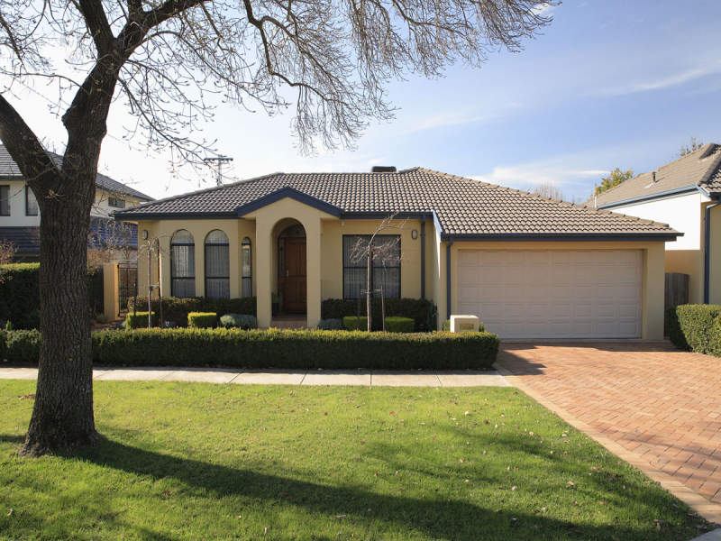 2 Nathan Street, Deakin, ACT 2600 - realestate.com.au