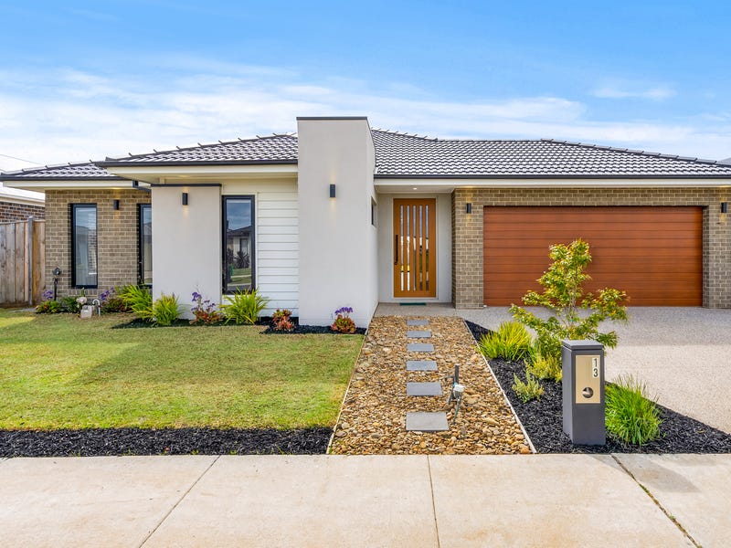 13 Dunkerrin Avenue, Gisborne, VIC 3437 - realestate.com.au