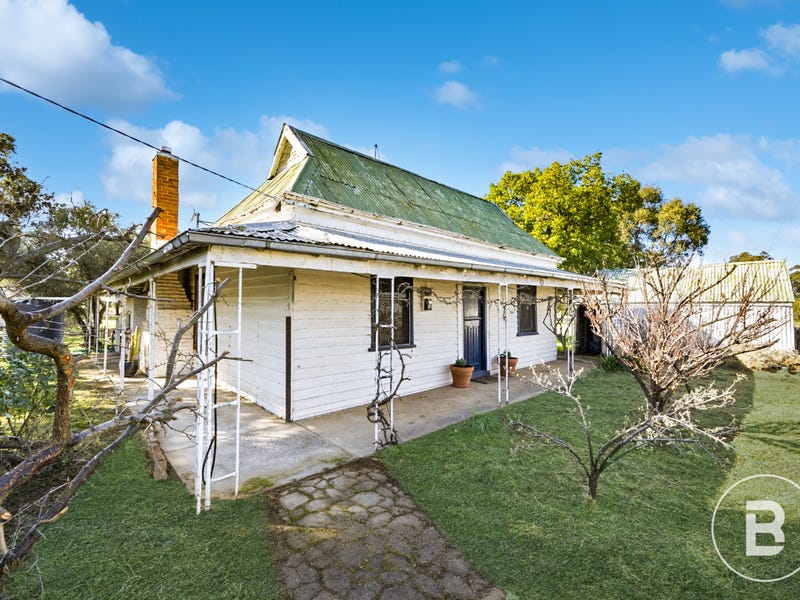 12 Desmond Street, Dunolly, Vic 3472 - Property Details