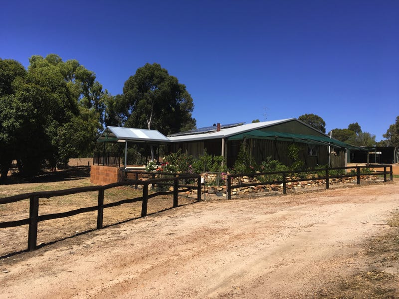 130 Benrua Road, Clackline, WA 6564 - realestate.com.au