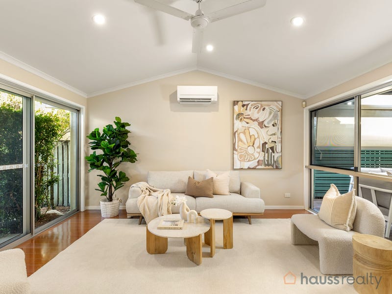 139 Long Street East, Graceville, Qld 4075 - Property Details