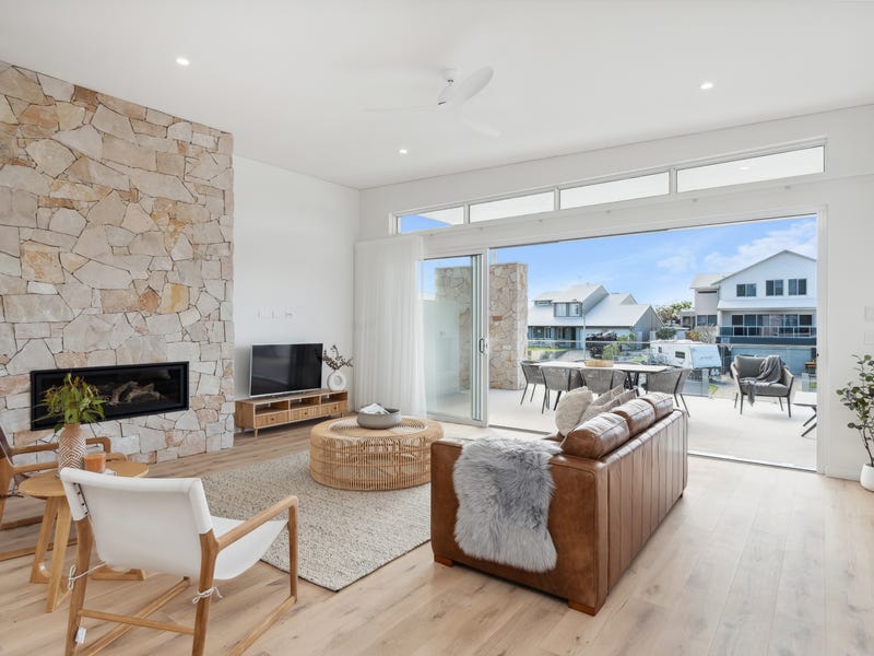 18 Arkwell Way, Marmion, WA 6020 - Property Details