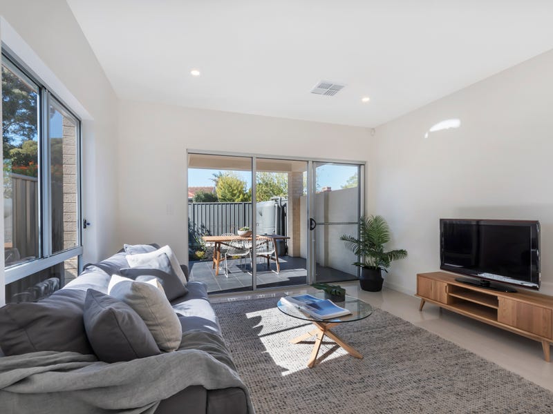 9 Greenock Drive, Sturt, SA 5047 - Property Details