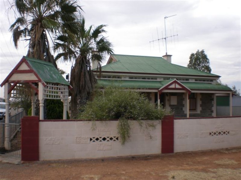 71 cnr Grey & Tenth Streets, Orroroo, SA 5431 - Property Details
