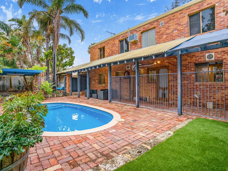 1 Barra Place, Wanneroo, WA 6065 - Property Details