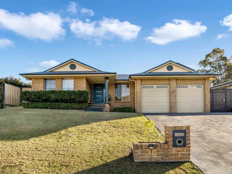 38 Brigantine Street, Rutherford, NSW 2320 - Property Details