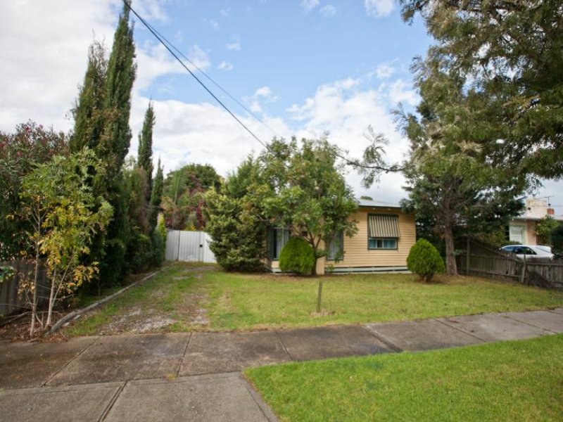 82 Gordon Street, Newport, Vic 3015 - Property Details
